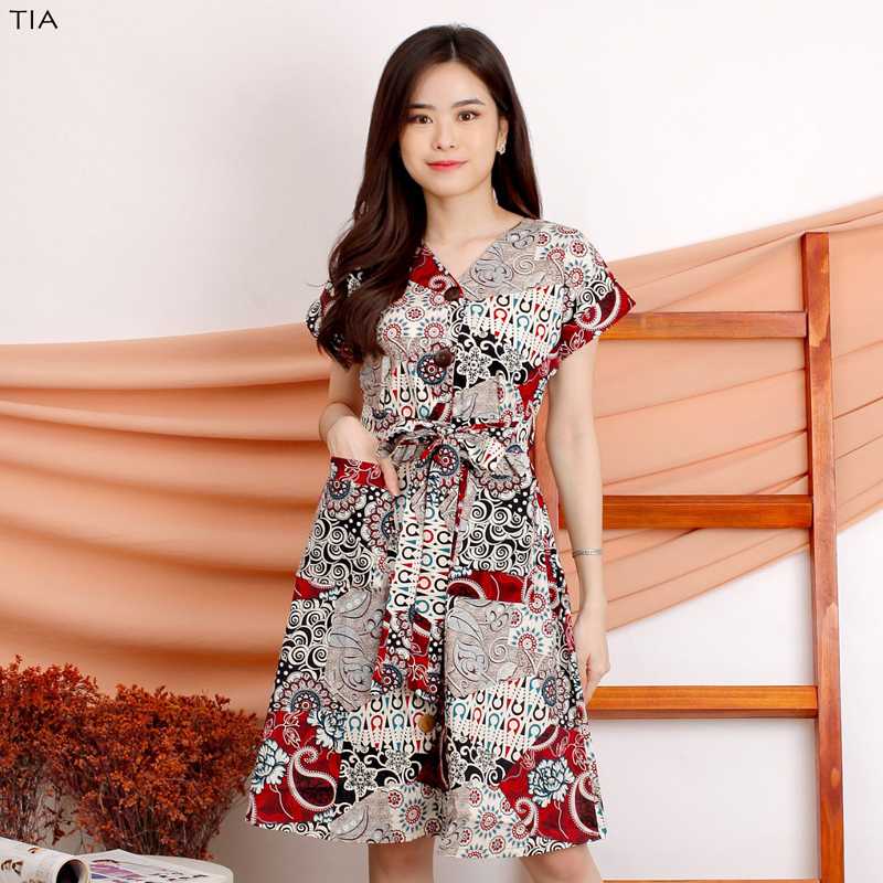 Jual TIA DRESS STANDAR & JUMBO - DRESS BATIK WANITA | Jakmall.com