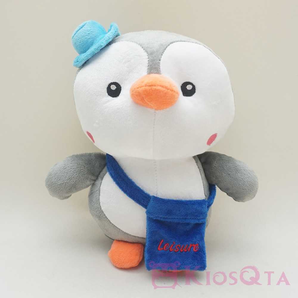 Jual boneka penguin lucu abu abu putih bawa tas dan topi biru