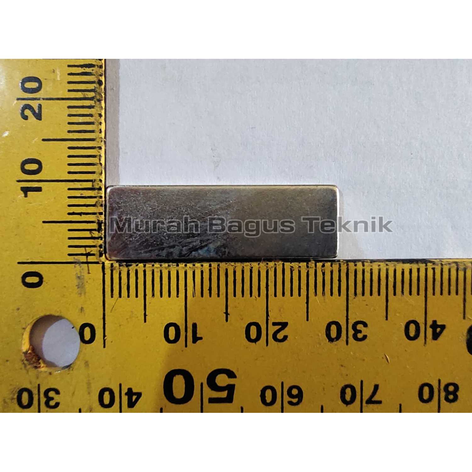 Jual Magnet Neodymium 30x10x2mm Super kuat Rarely magnet | Jakmall.com