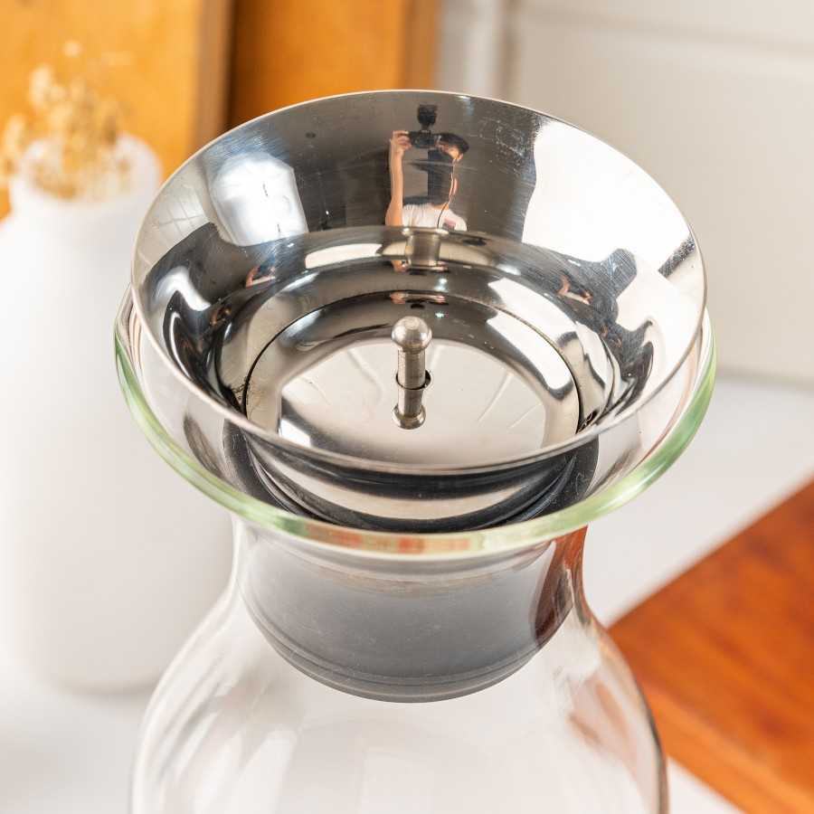 Jual UCHII Premium Slim Glass Beverage Carafe w/Lid | Botol Air