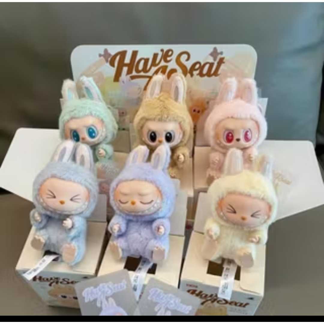 Jual MAINAN BONEKA LABUBU BLINDBOX V2 GANTUNGAN LABUBU | Jakmall.com