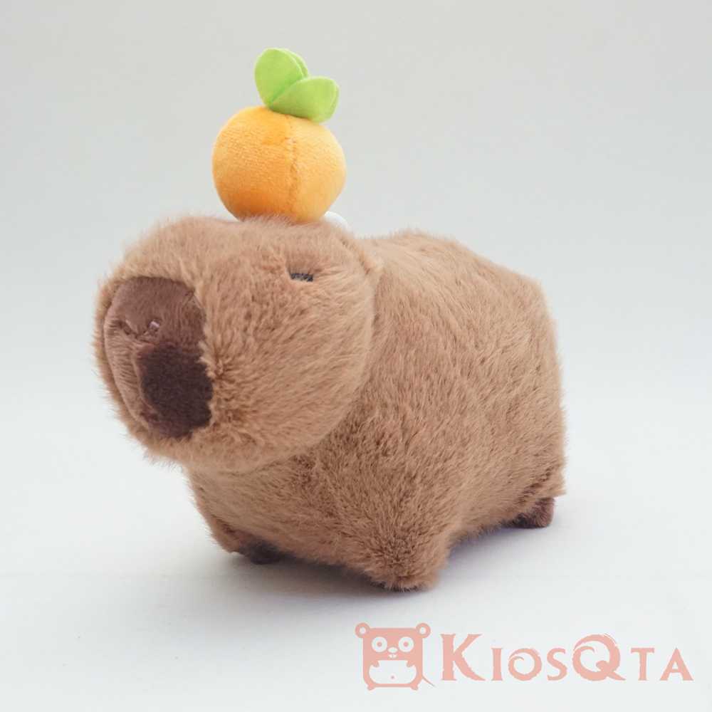 Jual boneka capybara marmut coklat berdiri bawa buah jeruk bisa